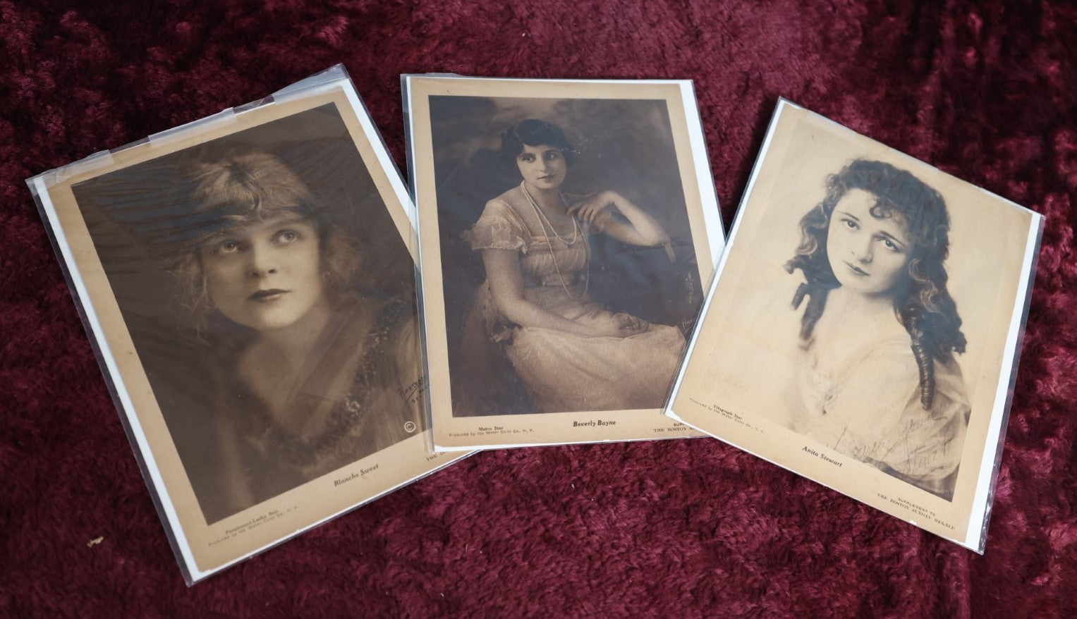 Lot 078 - Grouping Of Three Newspaper Clippings Of Actresses - Blanche ...