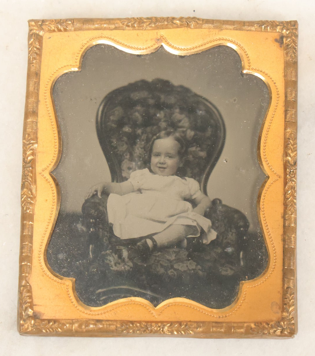 Lot 083 - Antique 1/6th Plate Ruby Ambrotype Photograph Of A Smiling T ...