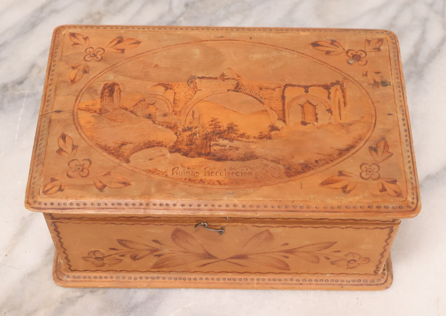 Lot 051 - Vintage Wood Burned Pyrography Keepsake Box With Image Of "R ...